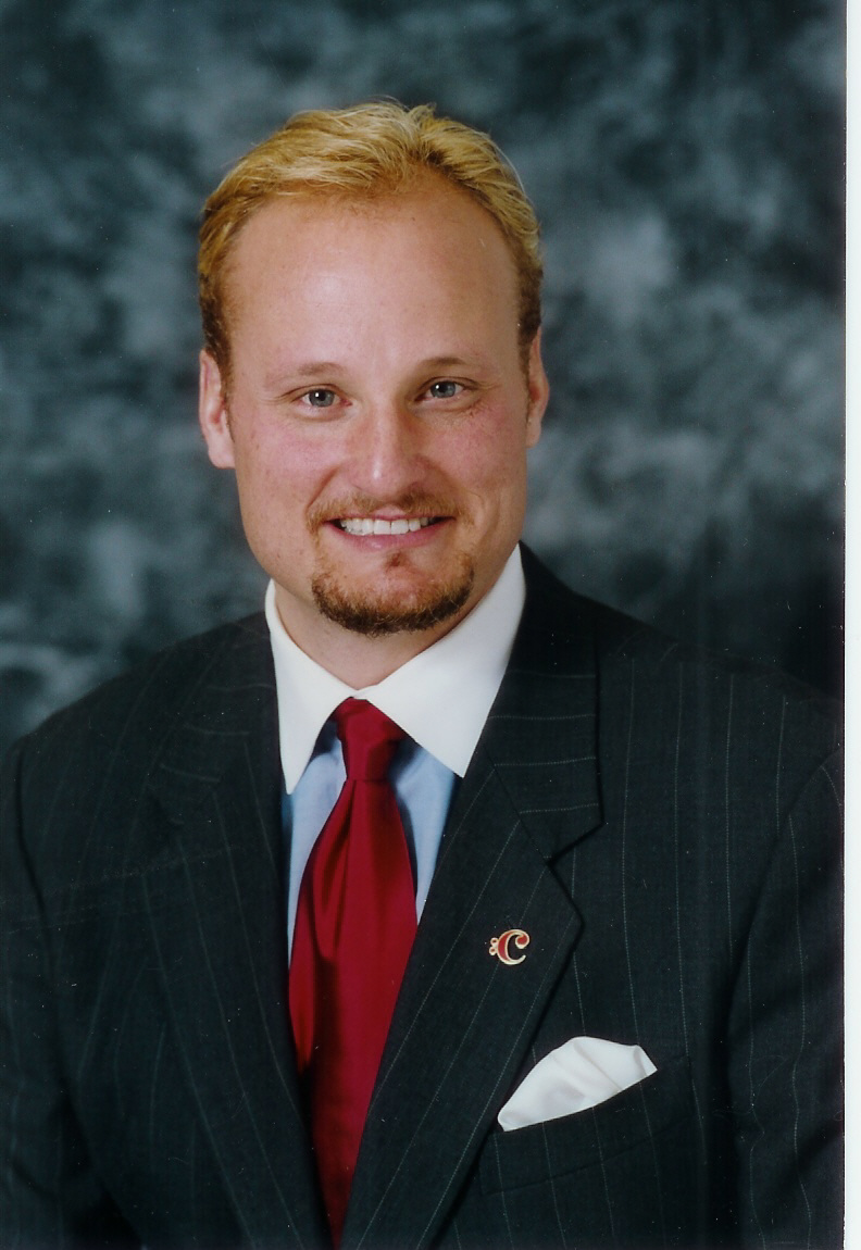 Official Bio | Wikipedia Profile For Jovan Hutton Pulitzer